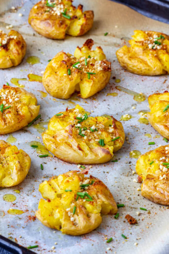 Crispy Smashed Potatoes Recipe - DishPulse