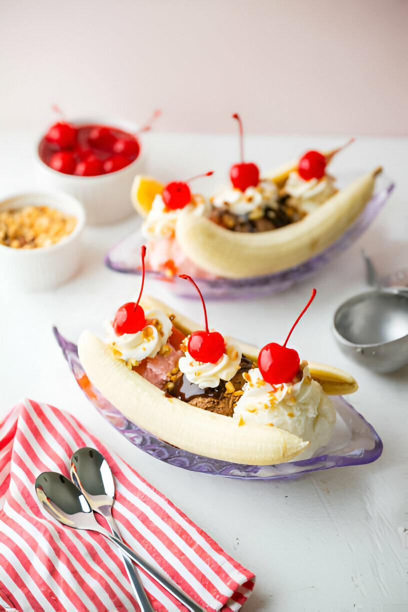 Banana Split Recipe - DishPulse
